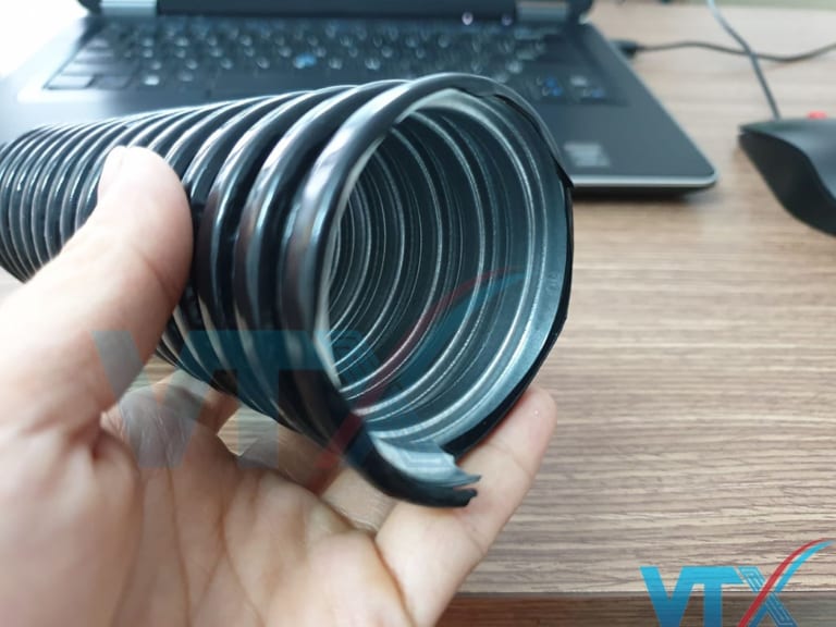 Ống ruột gà lõi thép bọc nhựa 1 1/2 inch (phi 38/44 mm) - VTXVN